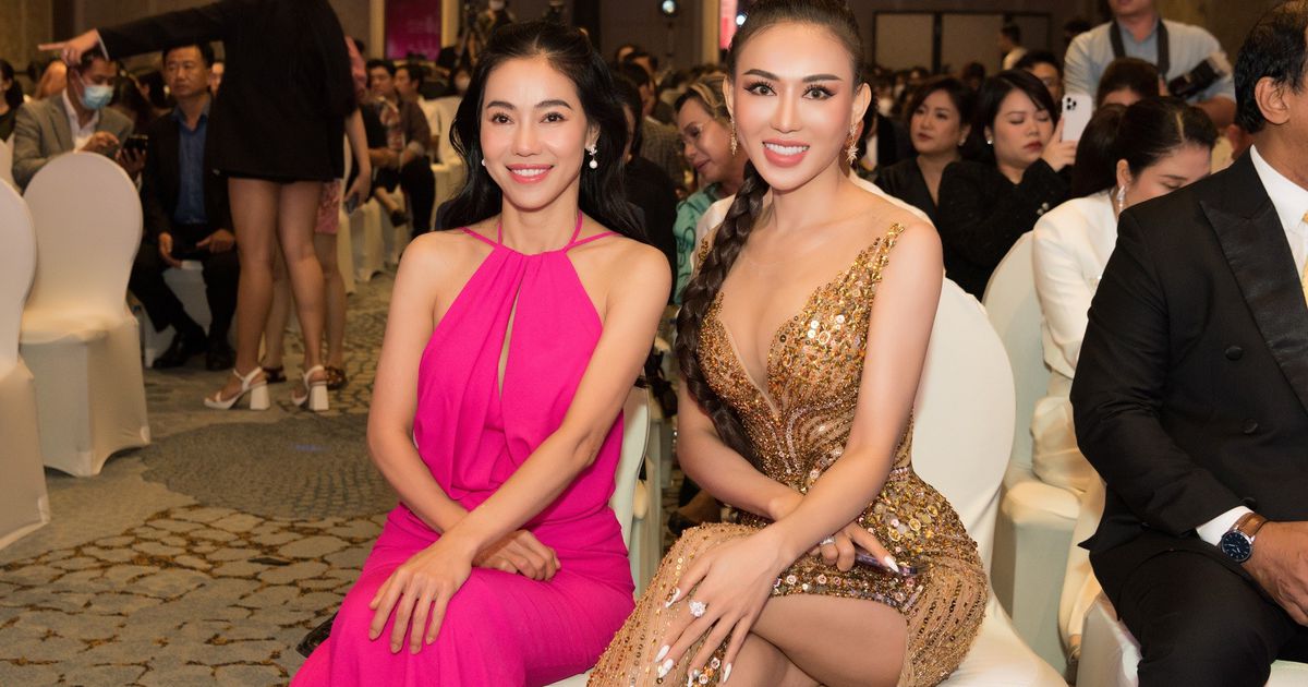 Bà trùm Latex Dung Ruby hội ngộ cùng bà trùm hoa hậu trong họp báo chung khảo Hoa hậu Việt Nam 2022